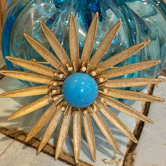 Vintage | Jewelry | Fabulous 6s Gold Metal Starburst Pin With Turquoise ...